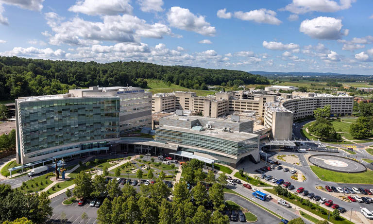 Penn State University students told to quarantine after outbreak