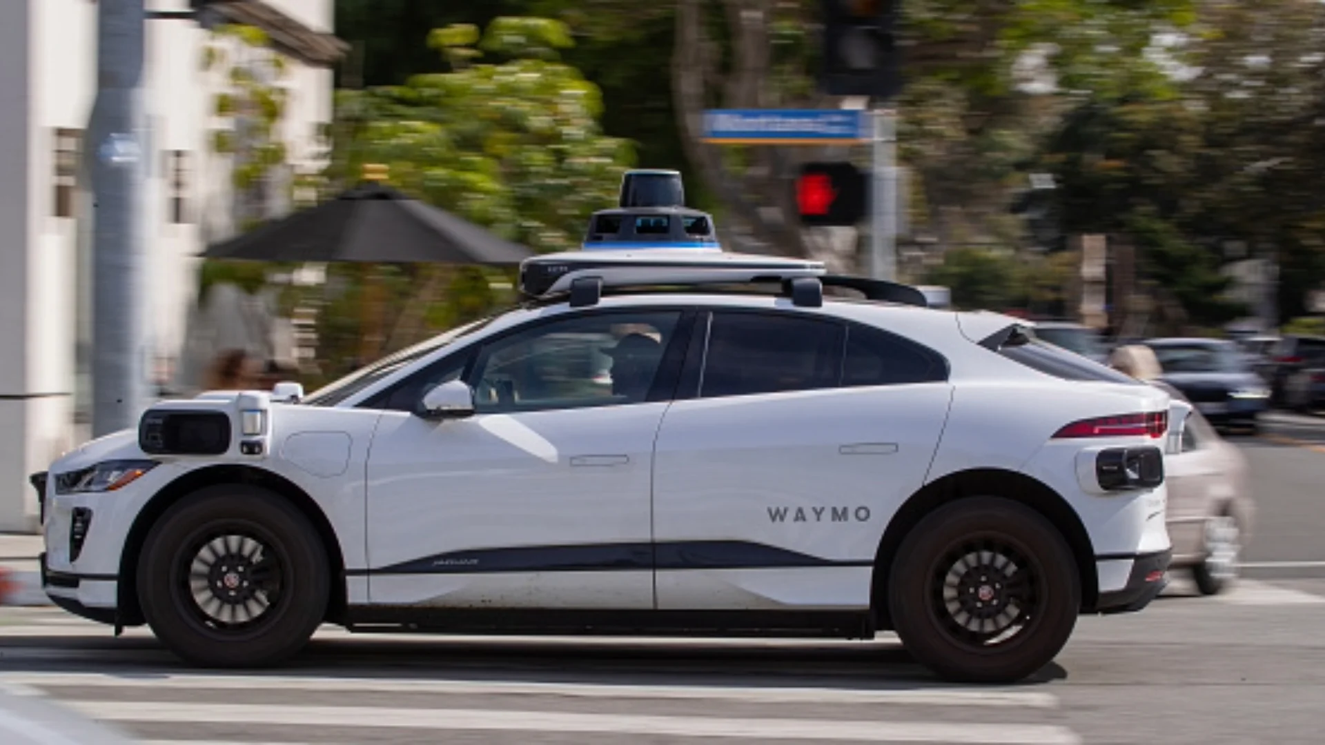 Uber Teams up With Waymo to Launch Driverless Rides in Austin Ahead of ...