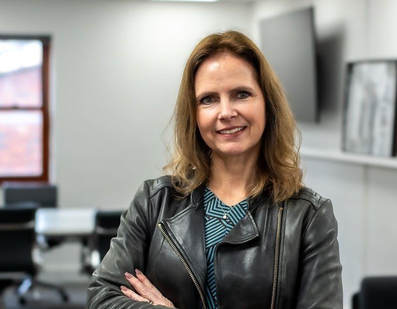 London Custom Uniform Suppliers helps Jet2.com rebrand thousands of staff