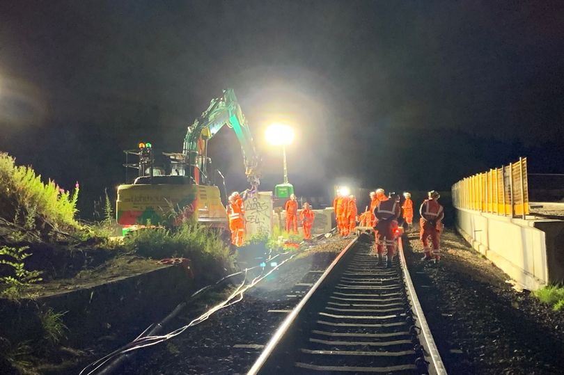 Busy East Kilbride Road to face closures as Busby railway bridge is ...