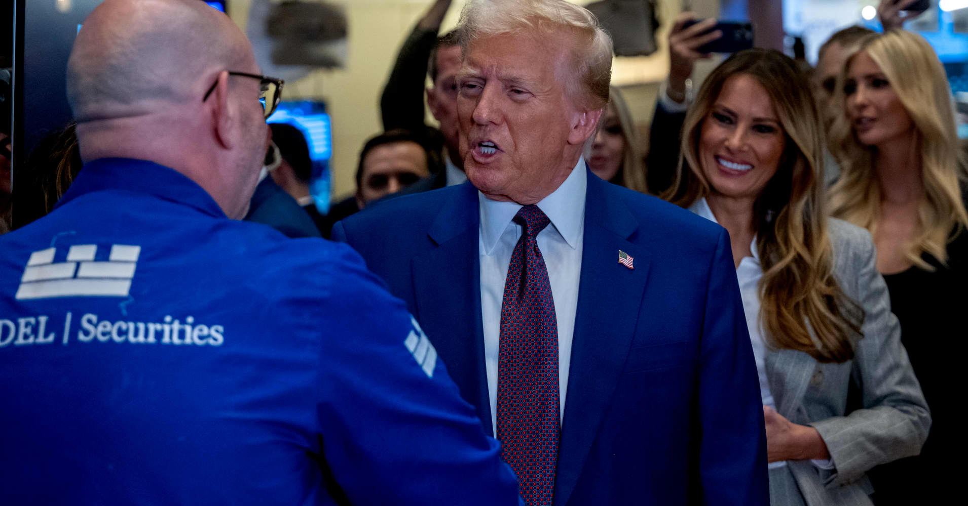 Trump 'bump' disappears as the S&P 500 is now negative since the election