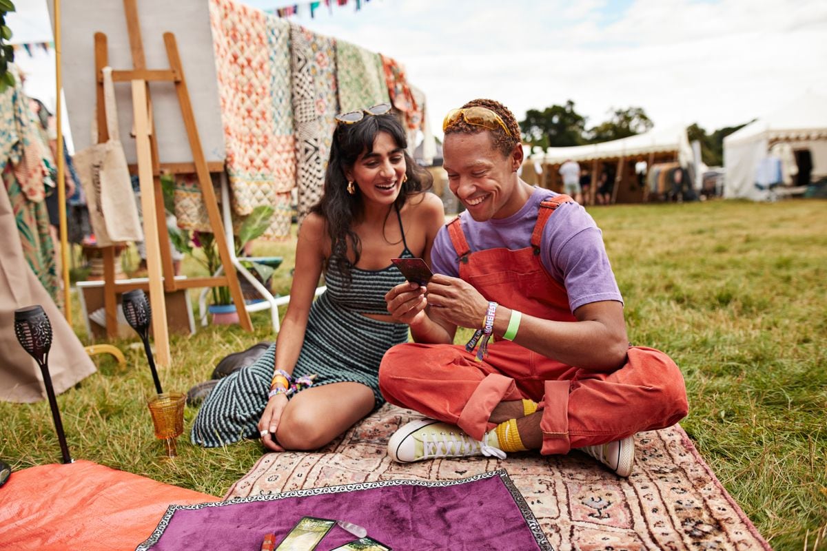 How to use Oracle Cards: A beginner's guide to intuition even if you ...