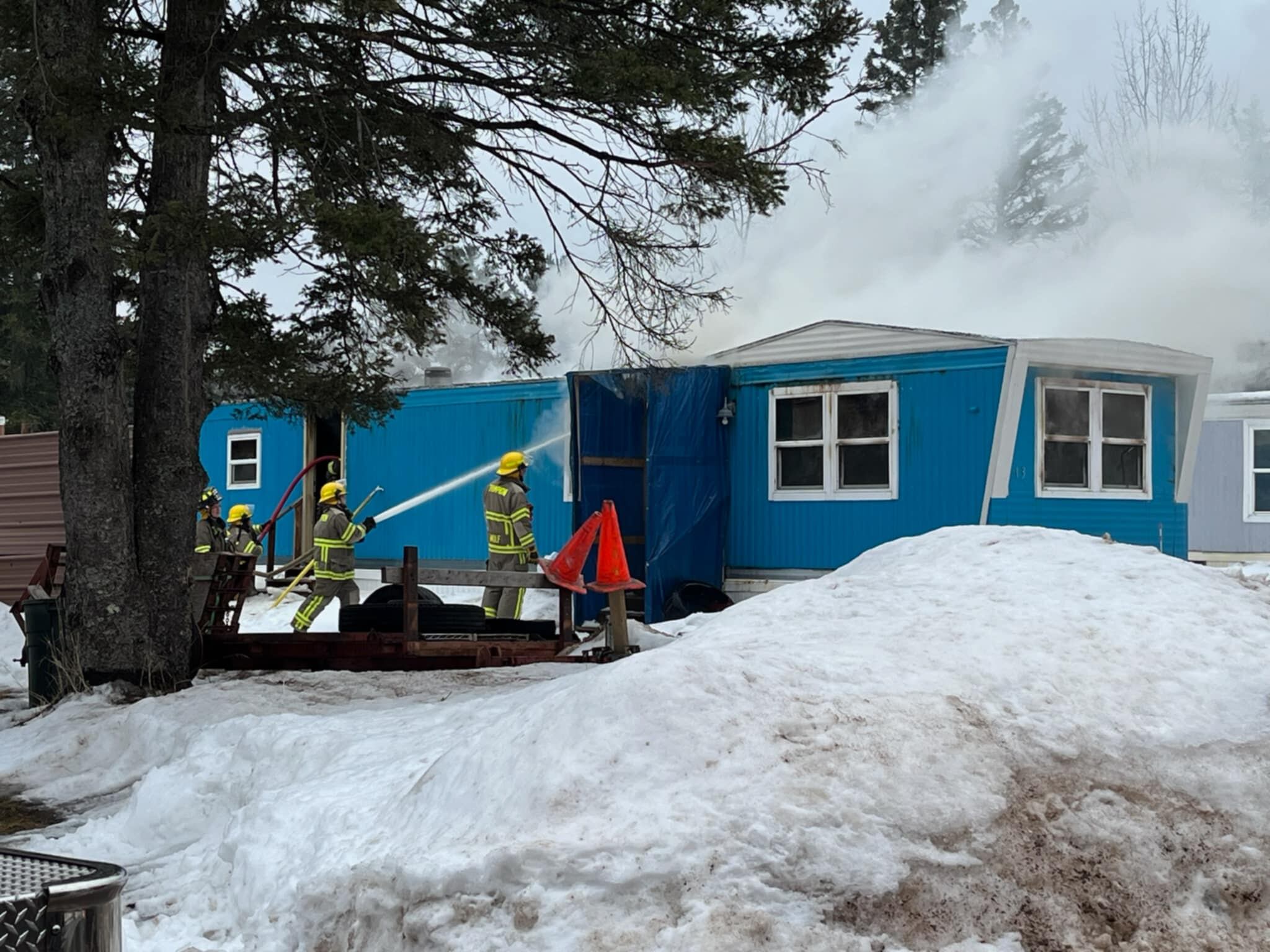 Multiple departments respond to Ely Township mobile home fire