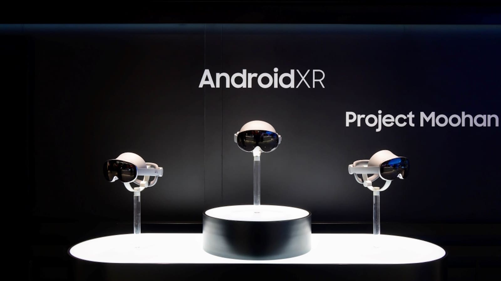 Samsung debuts "Project Moohan" Android XR headset at MWC