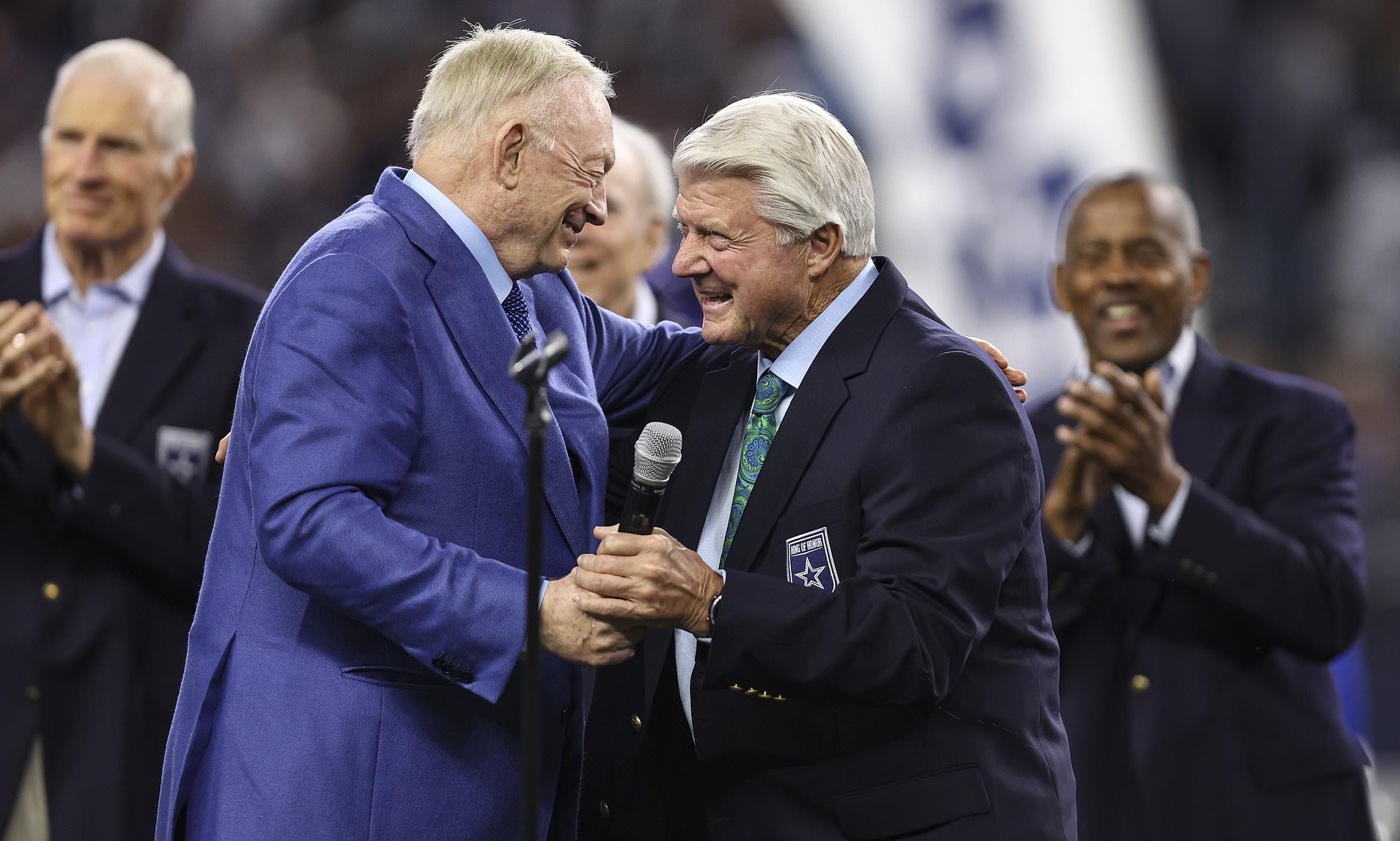 Jerry Jones pays emotional tribute to Jimmy Johnson after NFL icon's ...
