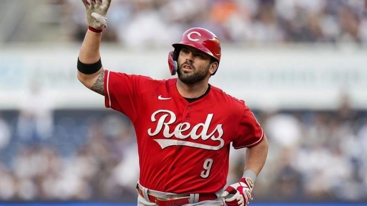 MLB: Royals Star to Sign 'Ceremonial Contract' After Announcing ...