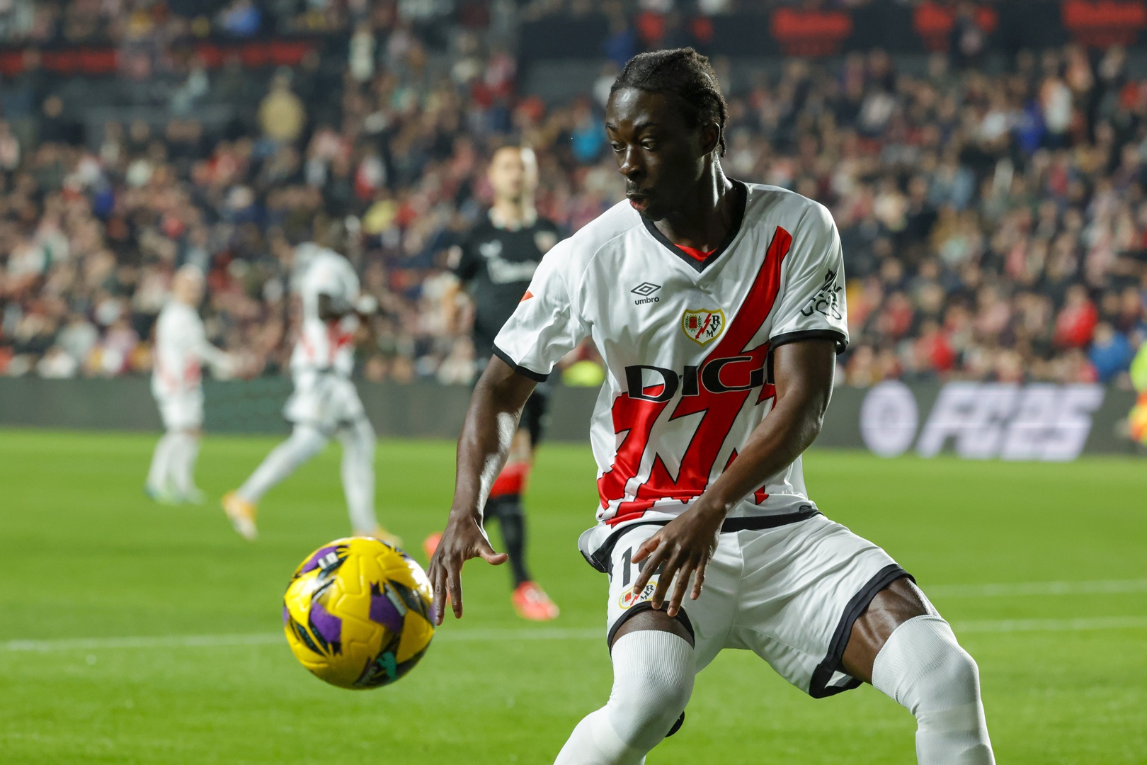 El central Mumin, del Rayo, se pierde lo que resta de temporada por una ...