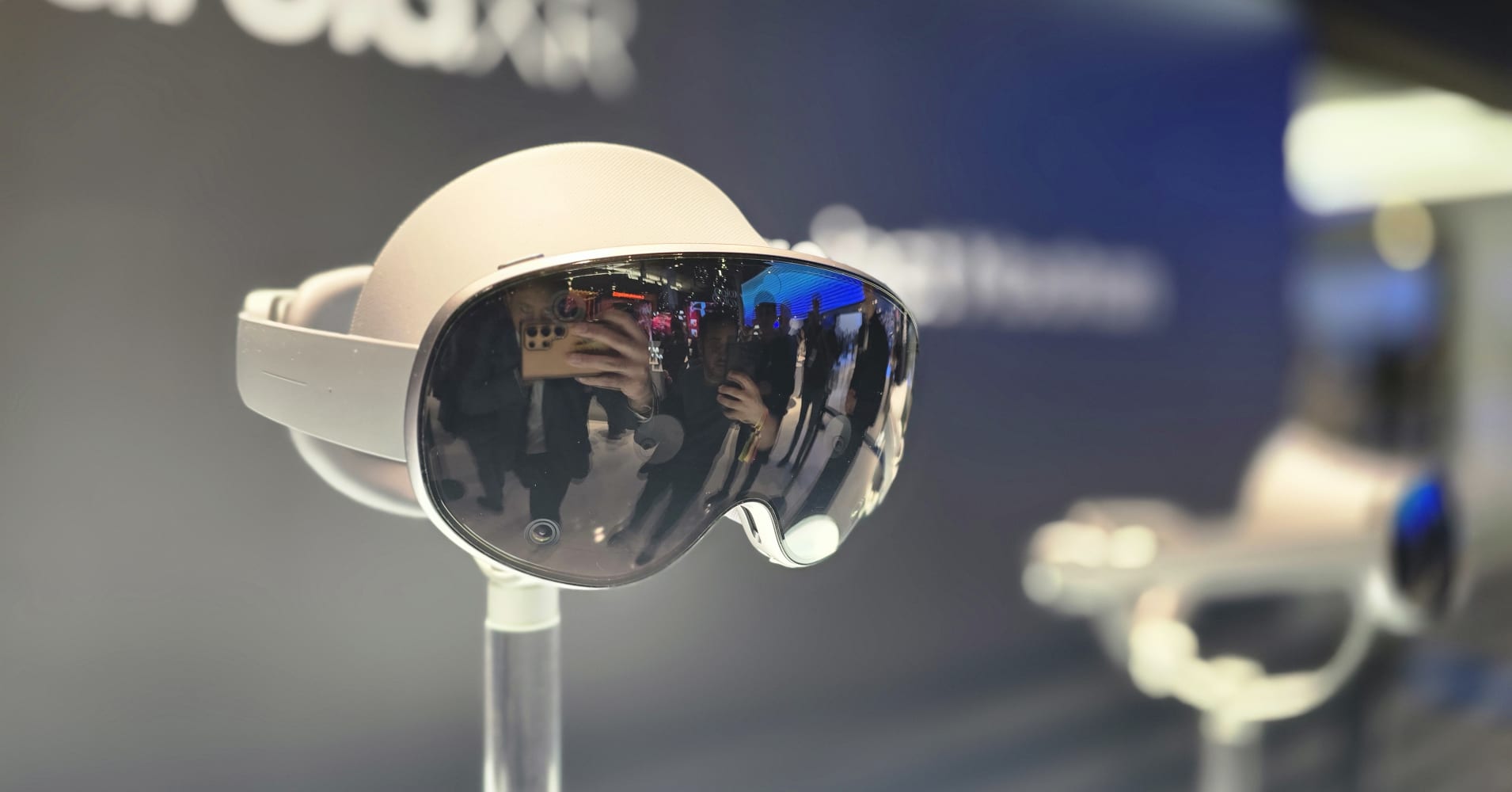 Samsung to launch its Apple Vision Pro rival headset this year