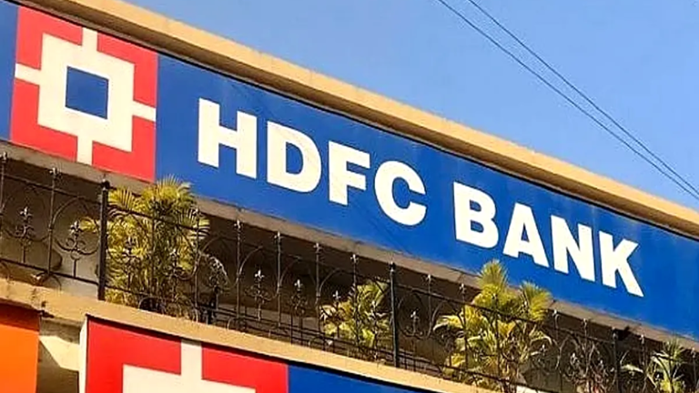 HDFC Bank Fraud: एचडीएफसी बँकेत मोठा घोटाळा, कर्मचाऱ्यांनी खातेदारांची ...