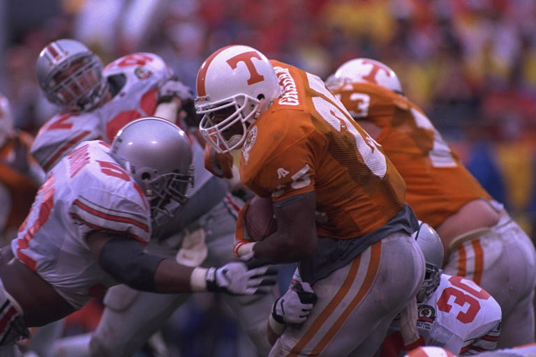 Former Tennessee running back named head coach at Centennial