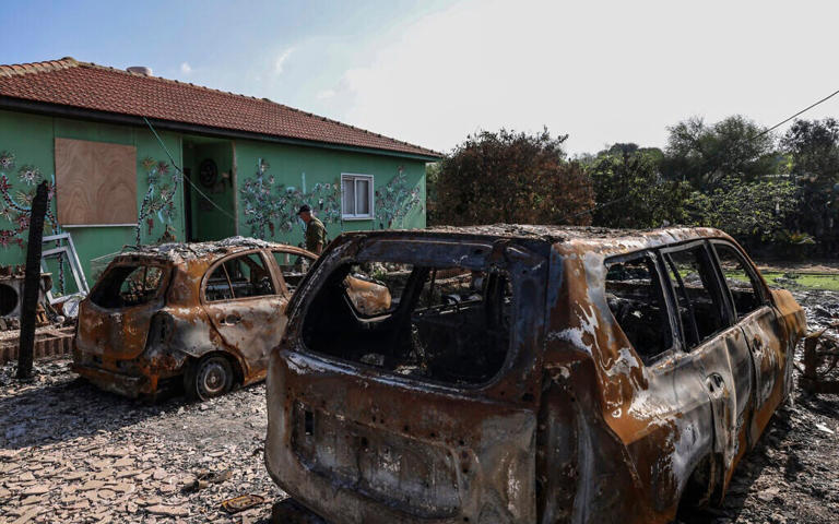 37 armed Israelis failed to stop 3 terrorists from murdering 17 in ...