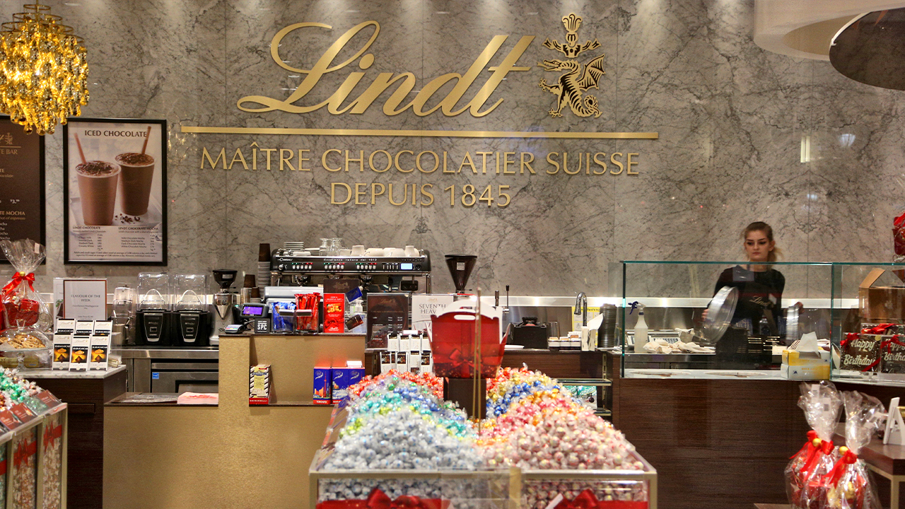 Lindt to cut out US as Canada's chocolate supplier to avoid Trudeau's ...