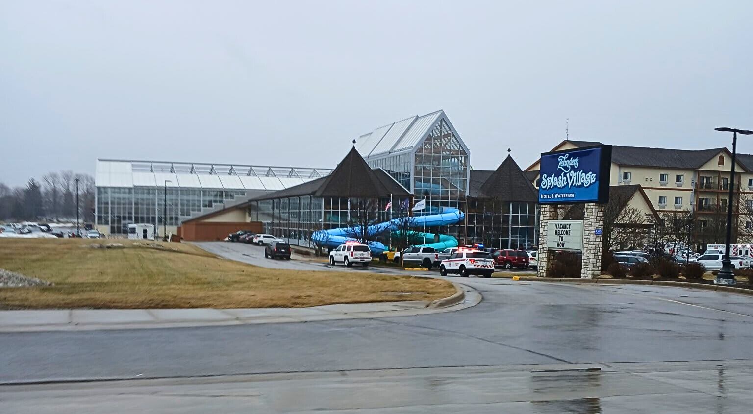 5 people taken to hospital after chemical release at Zehnder’s Splash ...