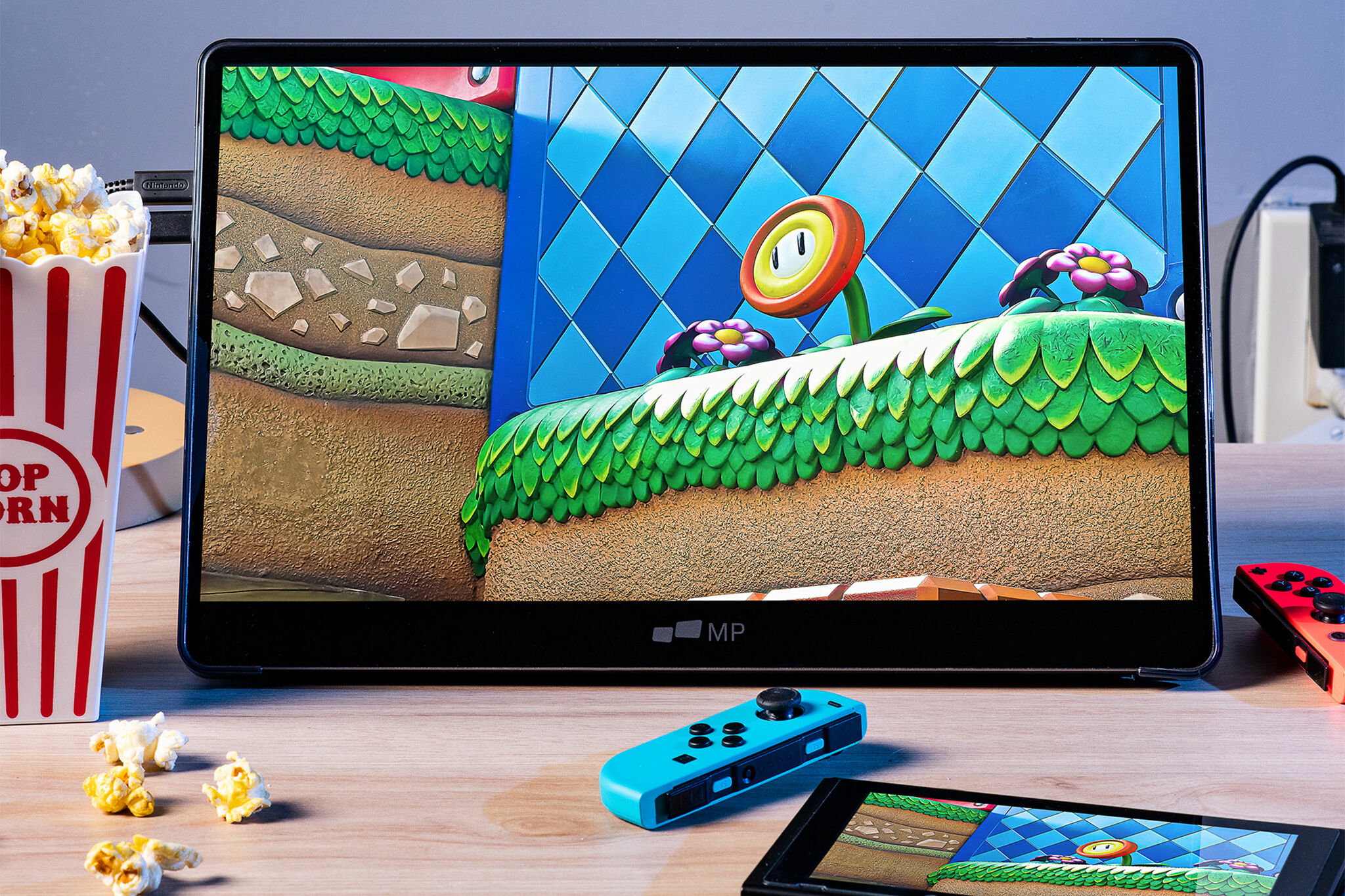 Get a OLED touchscreen monitor for $90 off right now