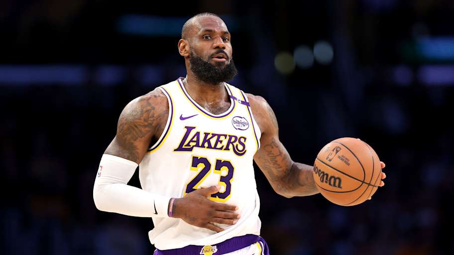 The Whiteboard: LeBron James is still the King of the NBA