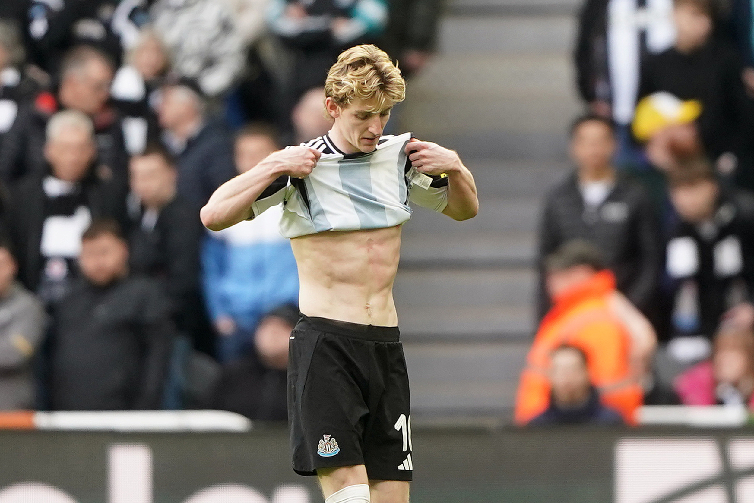 Newcastle receive new Anthony Gordon red card verdict