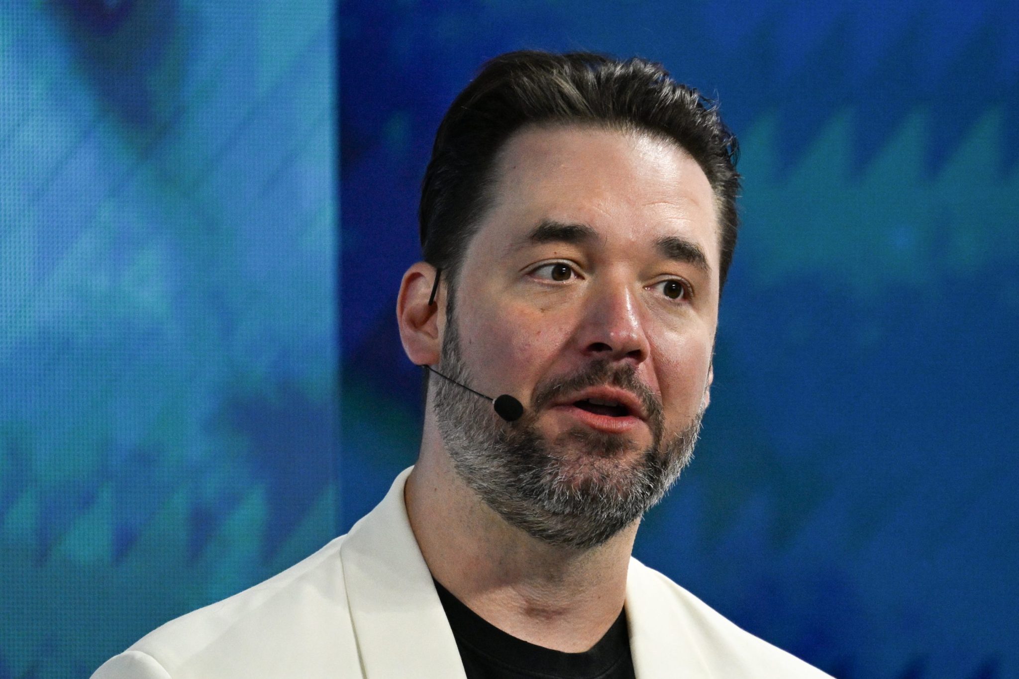 Reddit cofounder Alexis Ohanian wants to buy TikTok—and add a bold new ...