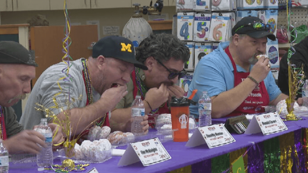 Flushing contestants go head-to-head in a paczki eating contest