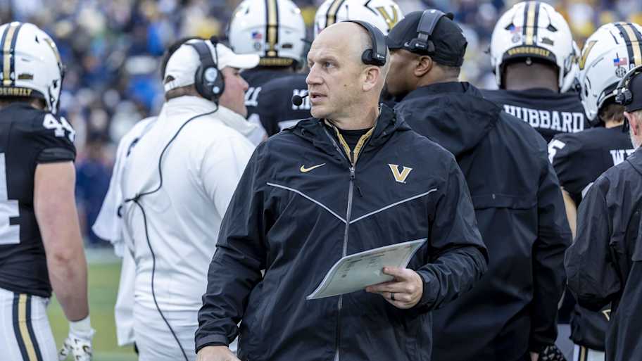 Everything Vanderbilt Coach Clark Lea Said After First Spring Practice