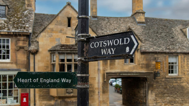 A 'Quintessentially English' Coastal Cotswold Trail Boasts Honey ...