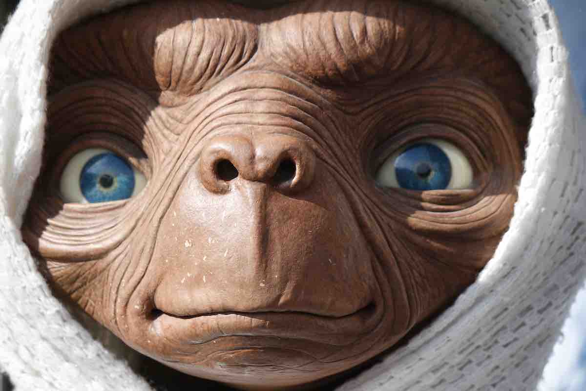 E.T. is satanic. The Smurfs too, don't ya know (video)