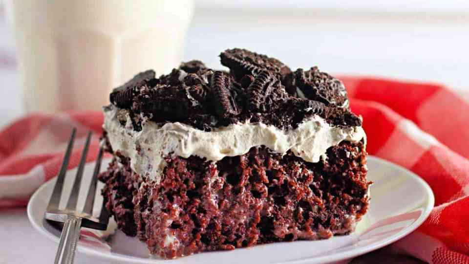 Oreo Poke Cake