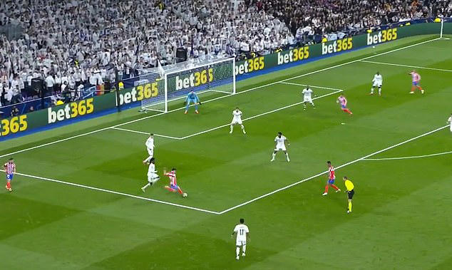 Julian Alvarez scores stunning solo goal for Atletico Madrid - but it's ...