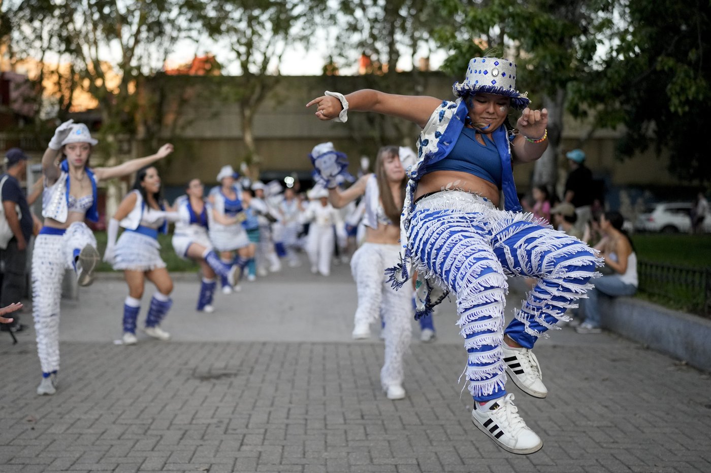 PHOTO COLLECTION: Carnival around the world