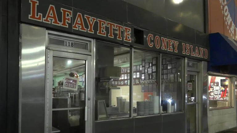Detroit's Lafayette Coney Island reopens after passing health inspection