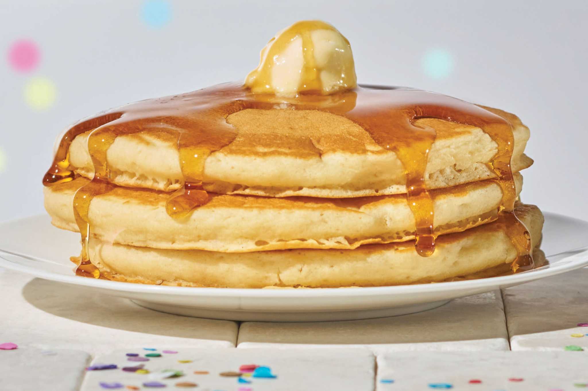 IHOP is giving away short stacks for National Pancake Day. Here's how ...