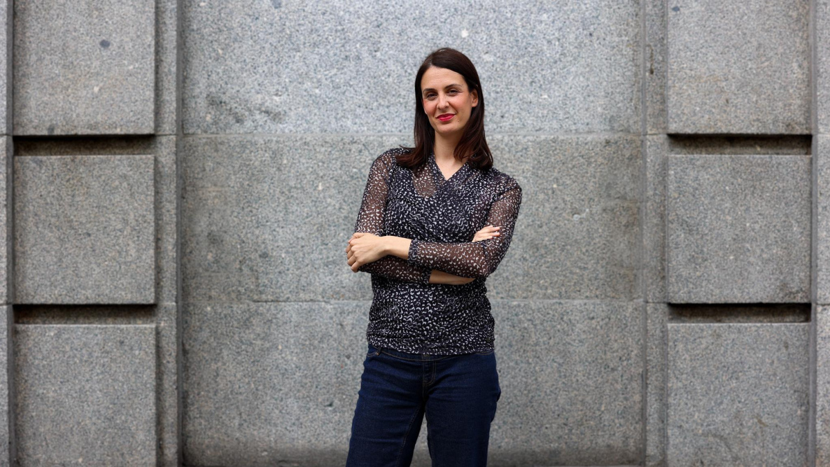 "No aceptamos lecciones de feminismo de Almeida, que ve romántico ...