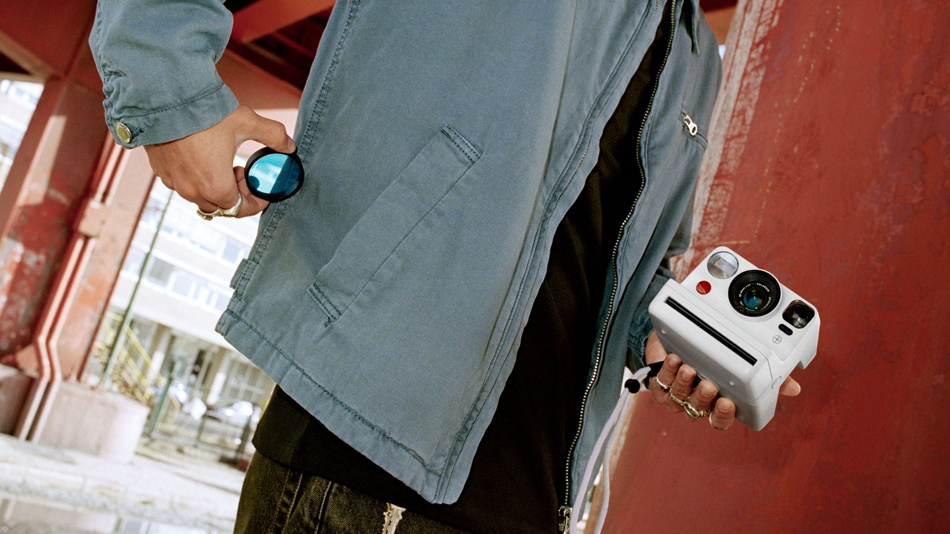 Polaroid launches Now 3rd Generation – "brighter pictures, bolder ...