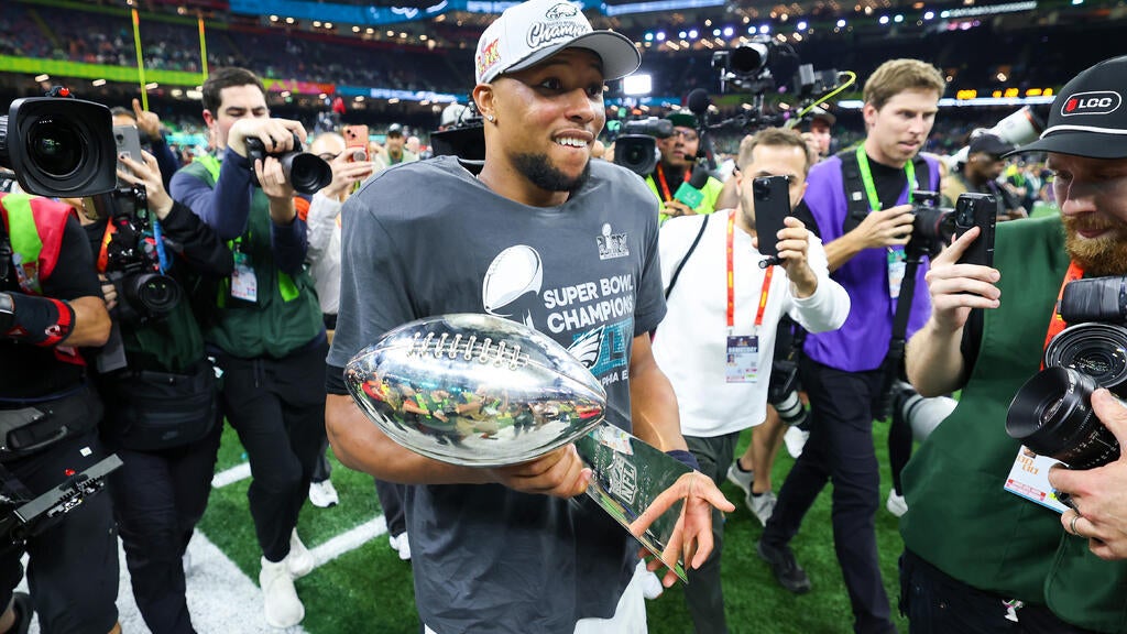 Philadelphia Eagles sign Saquon Barkley to historic contract extension