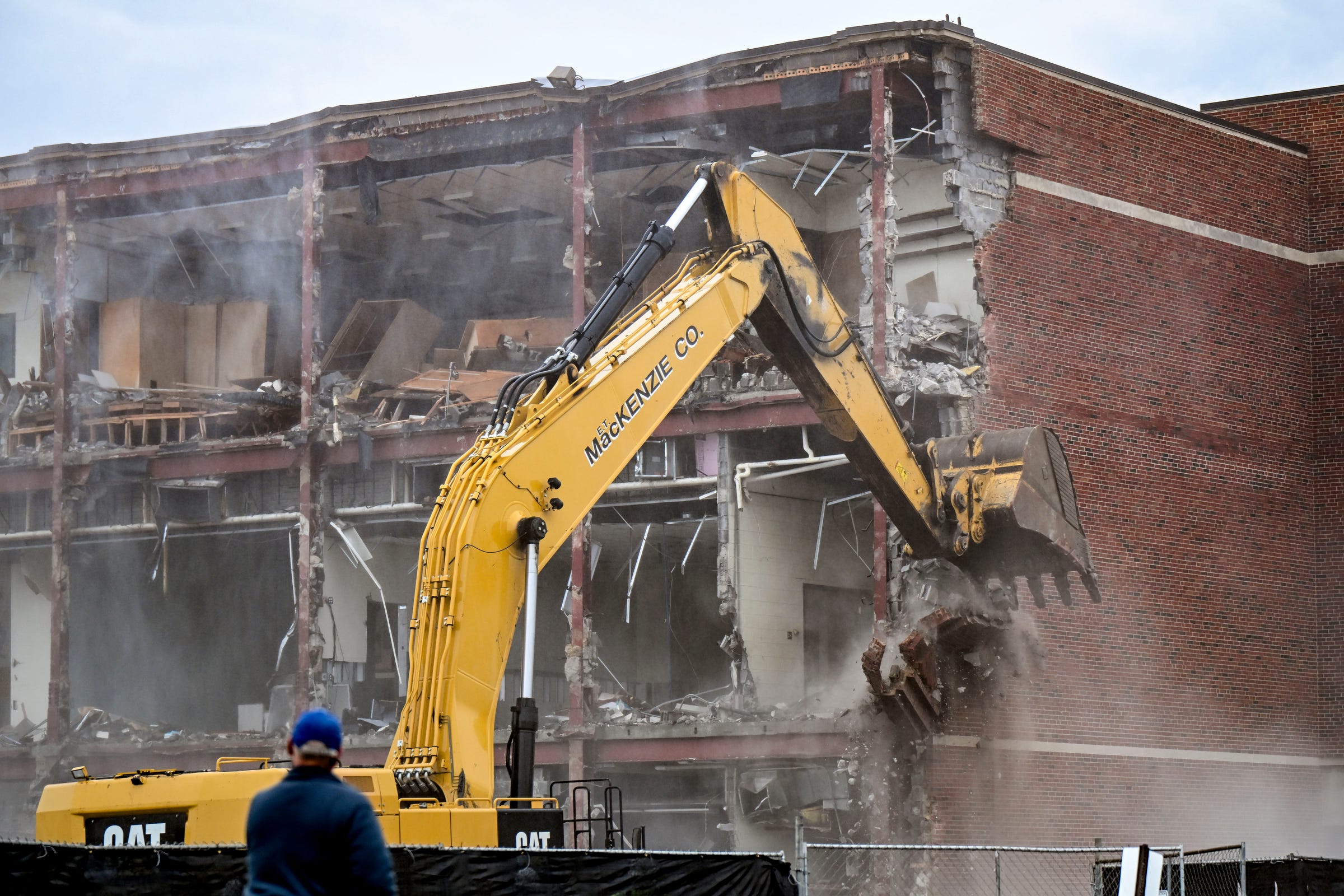 Demolition begins at Lansing Eastern High School