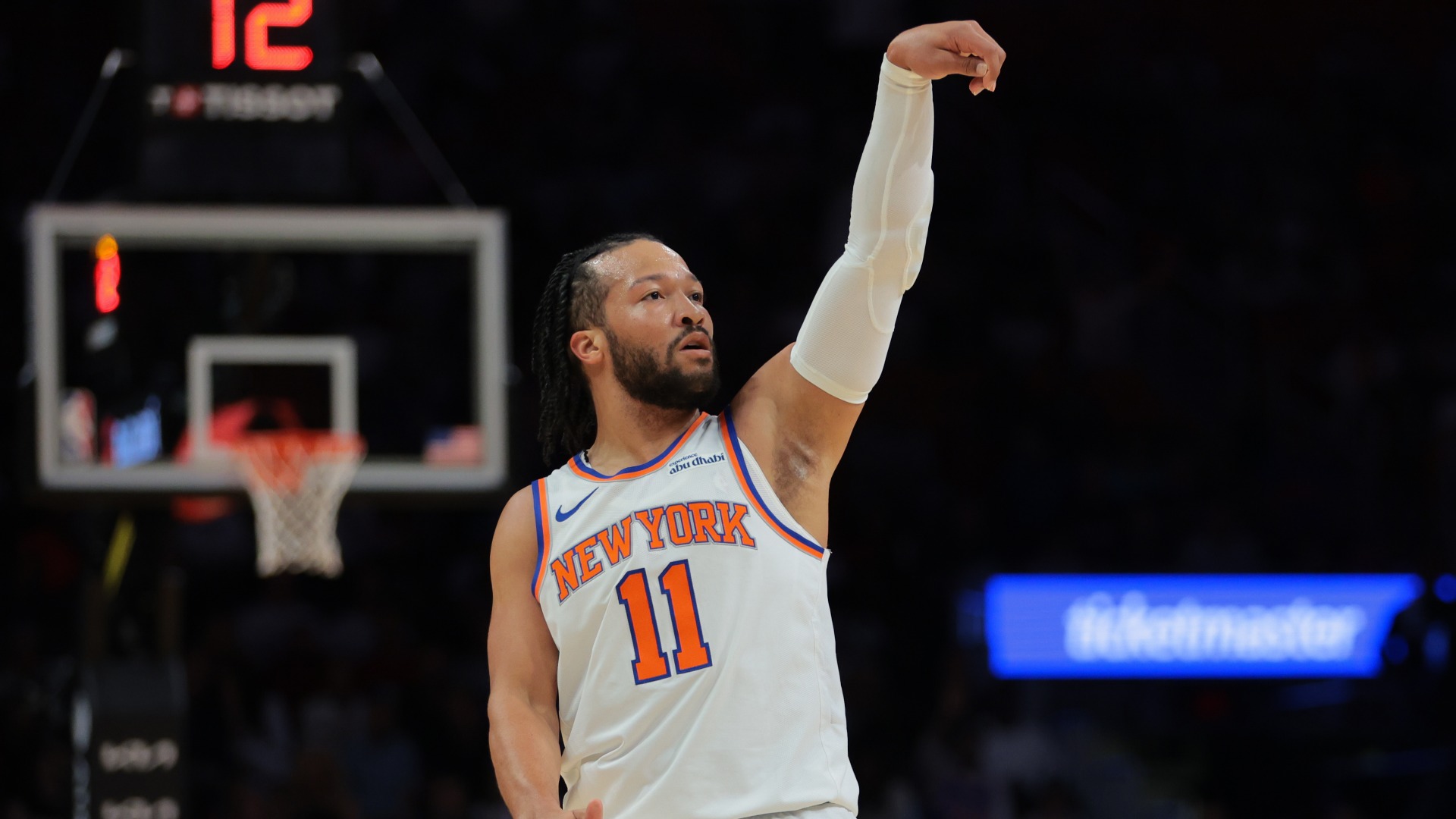 Knicks Face Crucial Test Against Warriors on Tuesday