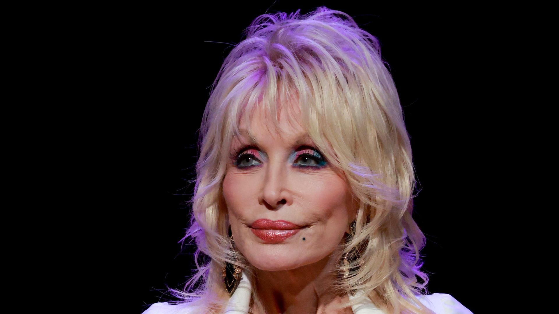 Dolly Parton's sister shares update on famous sister after husband Carl ...
