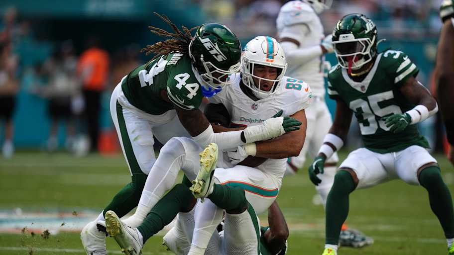 Seattle Seahawks named landing spot for potential Ernest Jones replacement