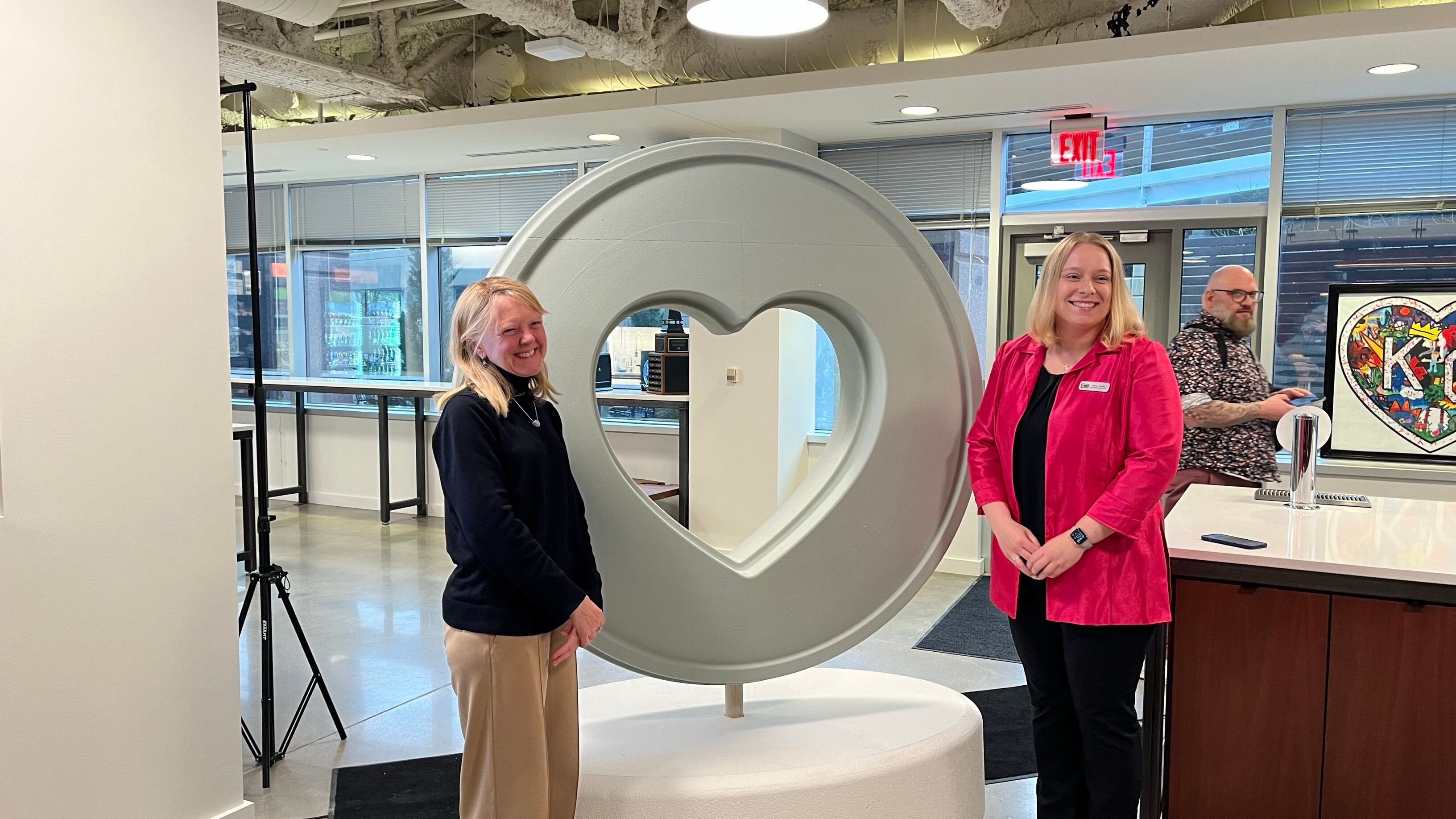 Parade of Hearts unveils new base sculpture ahead of 2026 ‘Hearts of ...