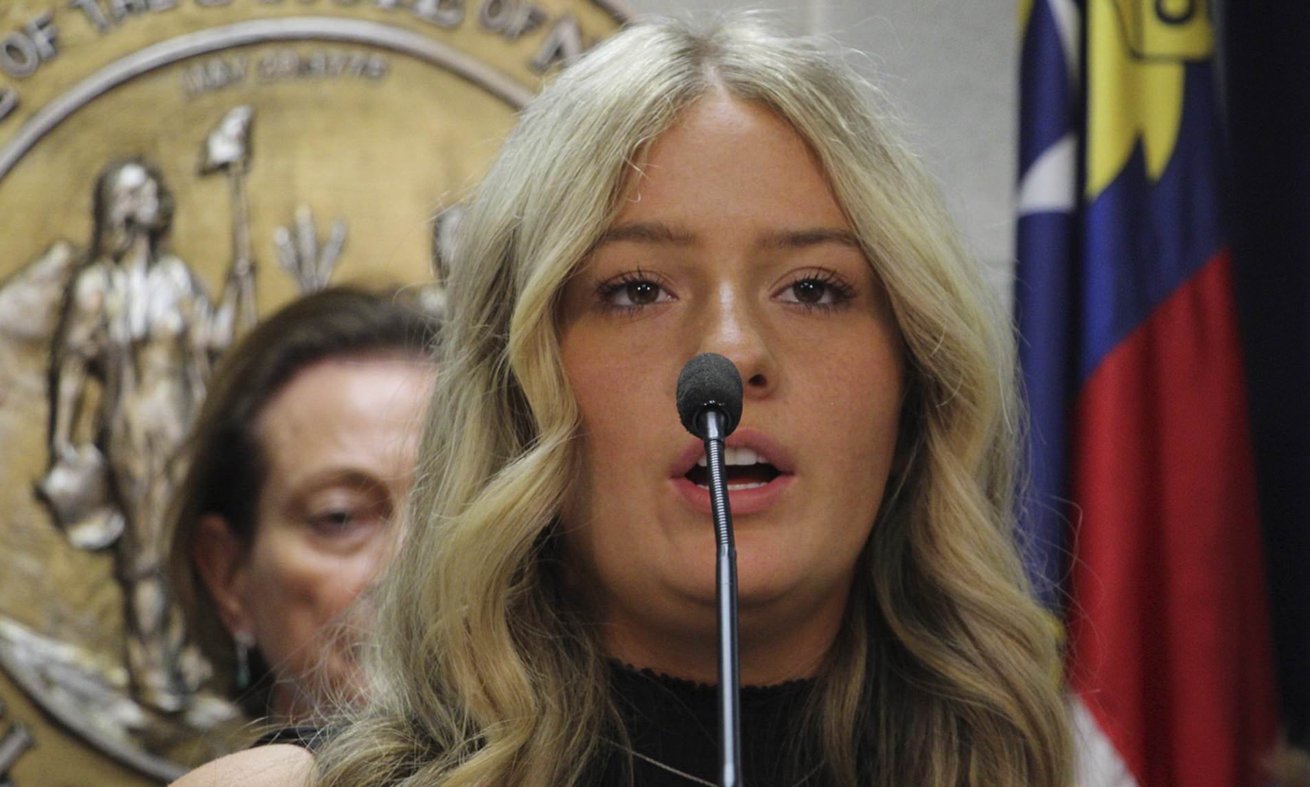 Who is Payton McNabb? Meet the ex-high school volleyball player who ...