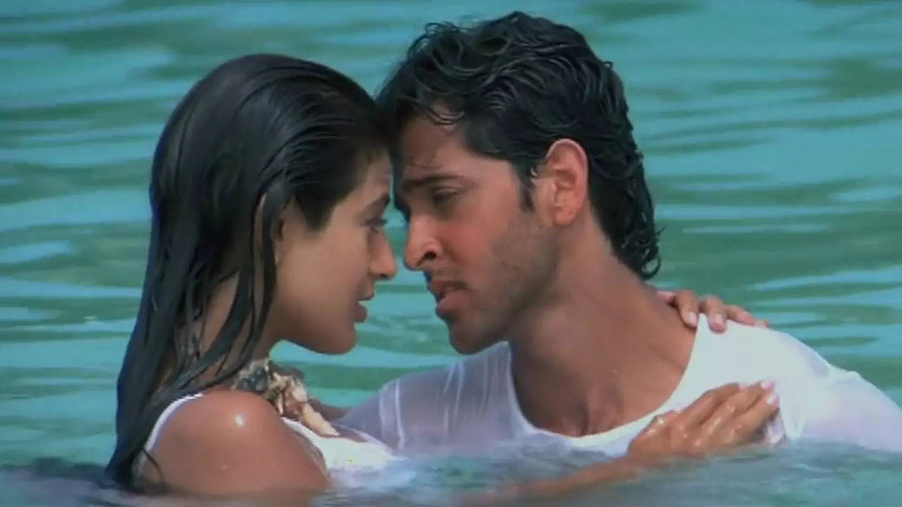 How Ameesha Patel CONNED Hrithik Roshan On Debut Film Kaho Naa Pyaar ...