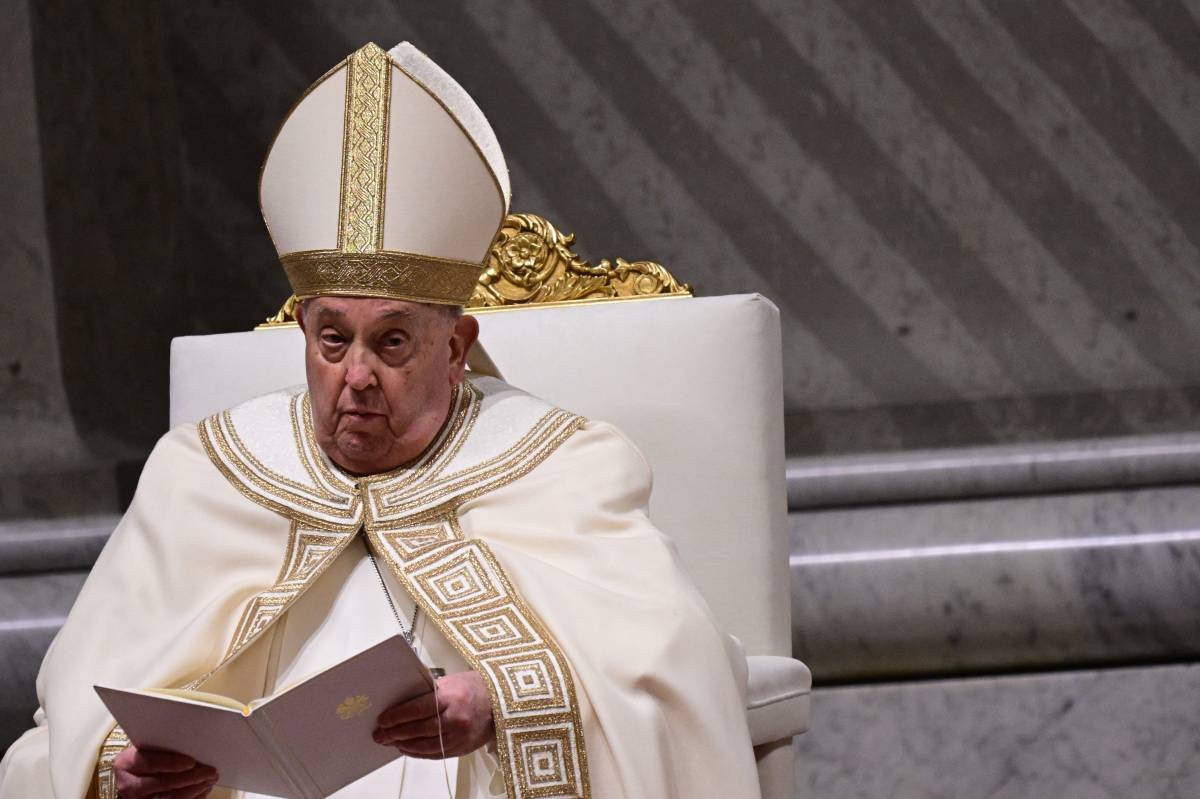 Pope stable, no repeat of breathing crisis — Vatican