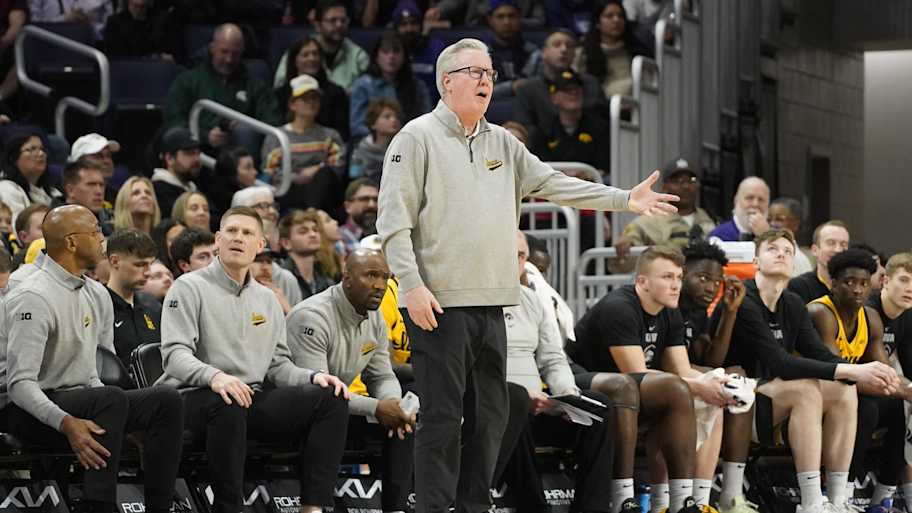 Fran McCaffery Doesn't Want To Move On From Iowa Hawkeyes But He May ...