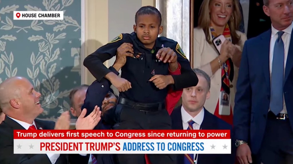 Trump makes DJ Daniel, 13-year-old with cancer, an honorary Secret ...