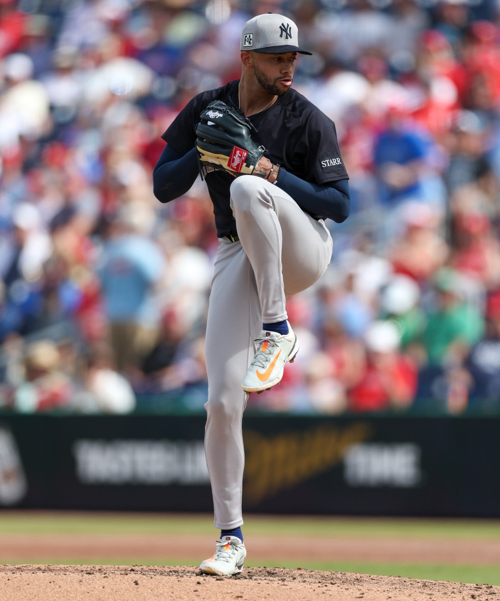 Devin Williams unleashes signature ‘Airbender’ for first time as Yankee