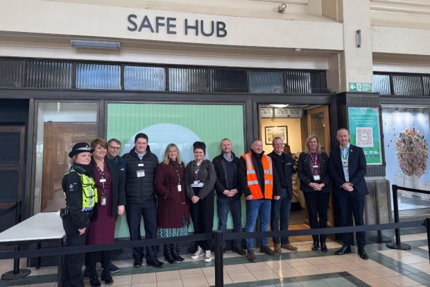 New safe hub opens at Leeds station to support vulnerable people