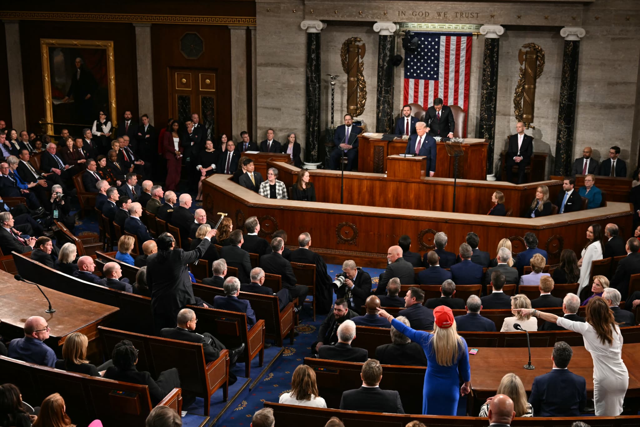 Devant le Congrès américain, Donald Trump assure que les négociations ...