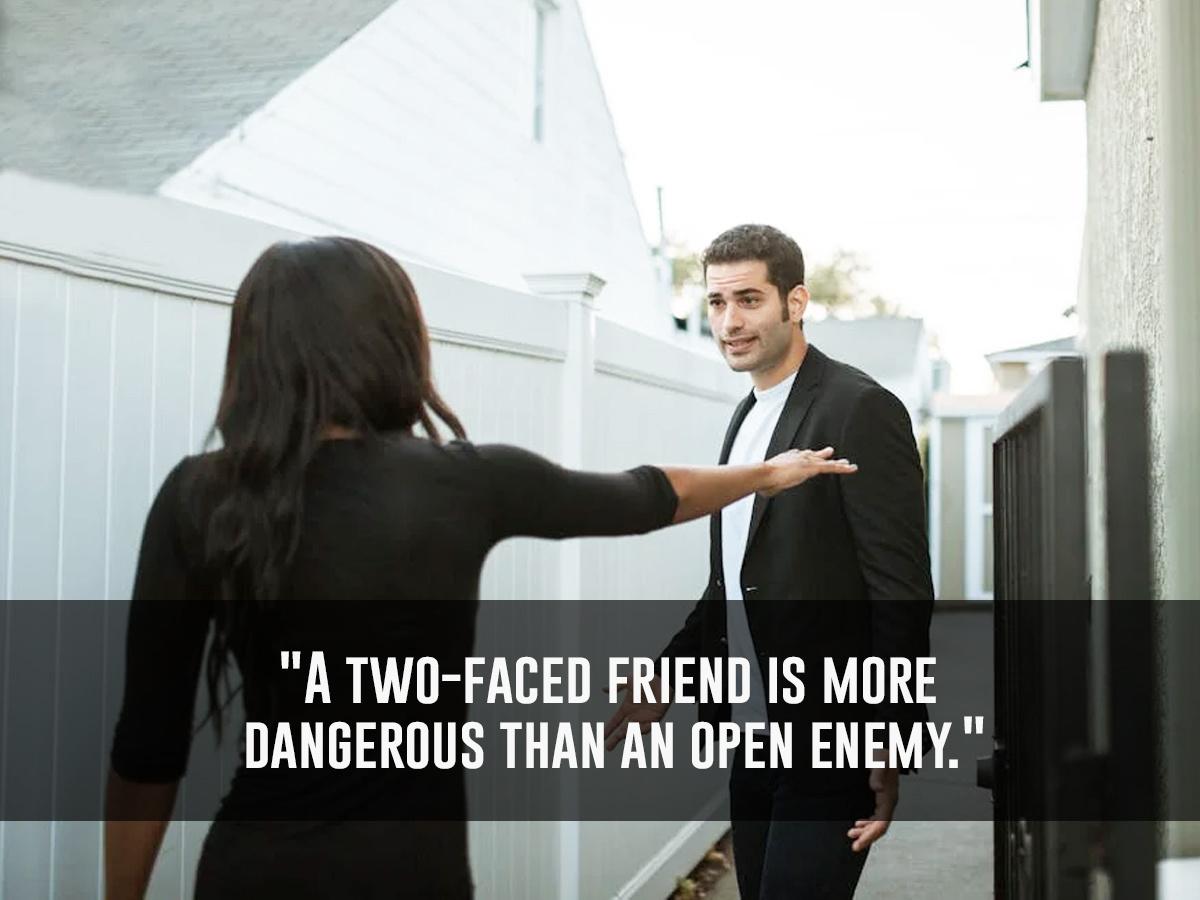 101 Fake People Quotes That Expose Two-Faced Friends & Toxic Lies