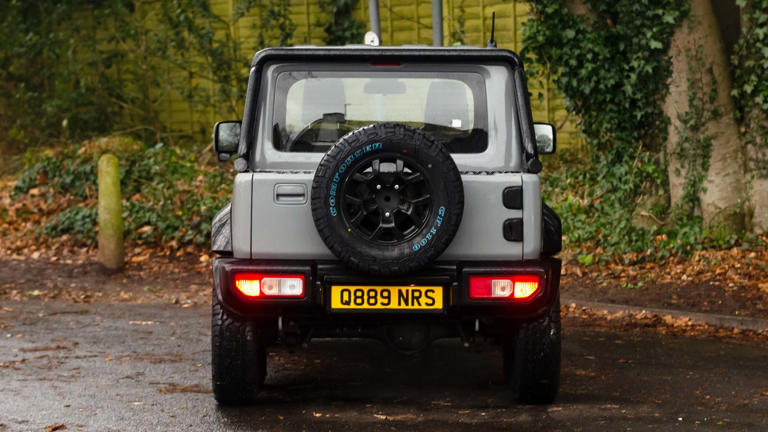 This six-wheeled Suzuki Jimny is possibly the greatest thing we’ve ever ...