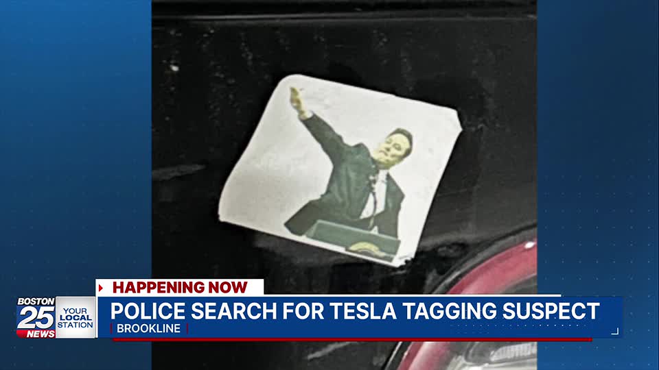 Do you recognize this man? Brookline Police post video of suspect ...