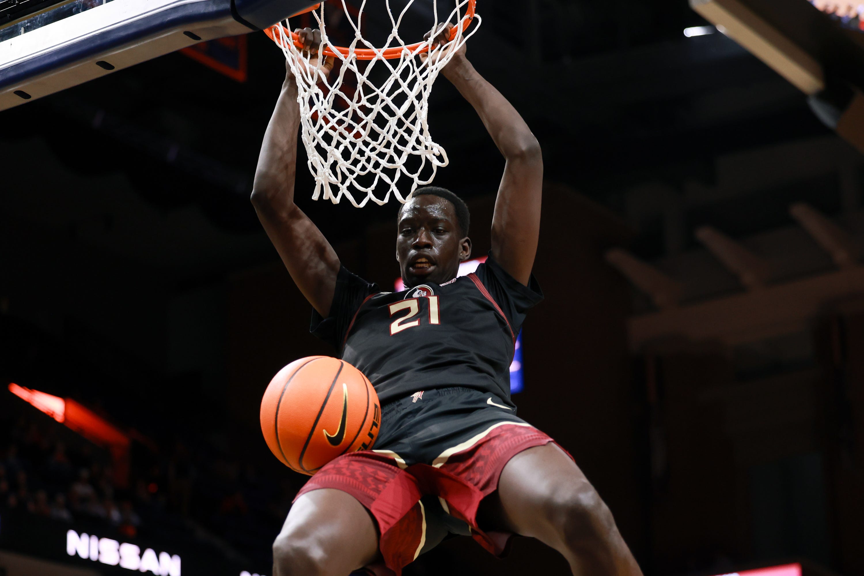 Promising freshman to return to FSU basketball
